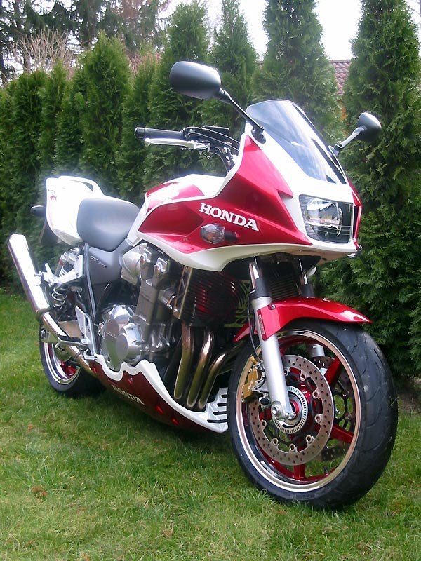 CB1300 - Technikseite zur SC54